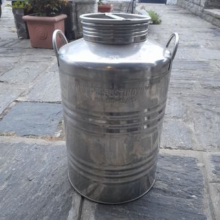 fusto in acciaio per alimenti