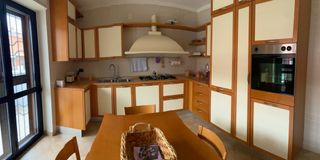 Cucina marca "Binova"