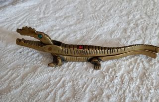 schiaccianoci in ottone vintage cent.17