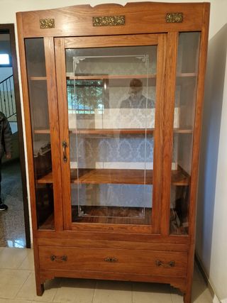 Vetrinetta rustica in legno, appena restaurata