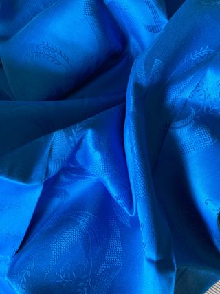 Tovaglia damascata azzurra x 12 posti 100% cotone