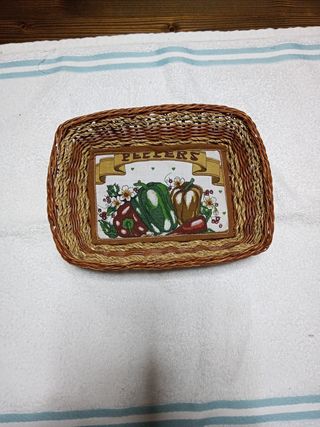 Cestino in vimini nuovo