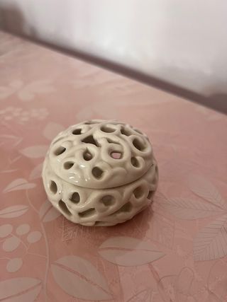 Porta oggetti in ceramica bianco