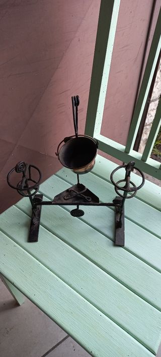 scultura in metallo fatta a mano euro 20