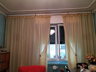 Tendaggi composti da 5 teli a doppio strato