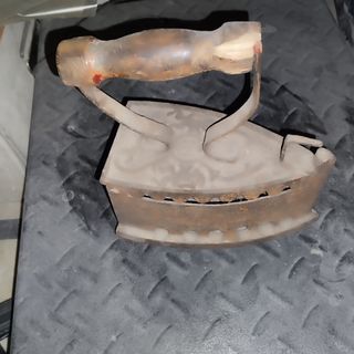 ferro da stiro antico