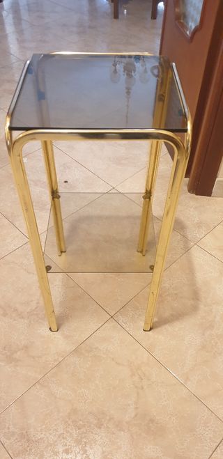 Mobiletto portaoggetti