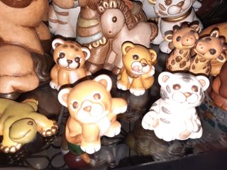 piccoli 15 cadauno. leone 20