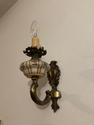 Lampada a muro