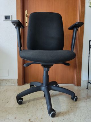 Comoda sedia da ufficio reclinabile