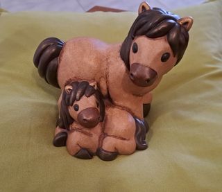 Cavallo con puledro Thun