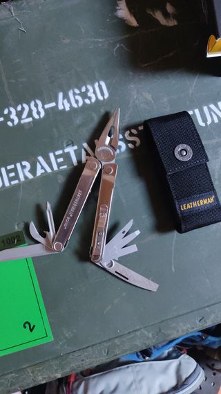 leatherman Bond