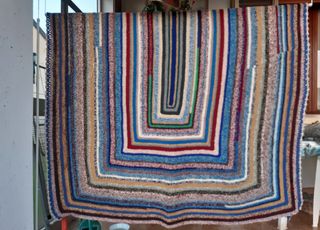 Coperta🛏fatta a mano per singolo,😃oppure Poncho?