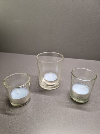 tris bicchieri con candele