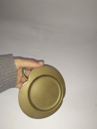 piattino in ottone a forma di mela