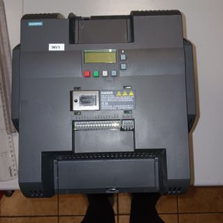 SIEMENS  6SL3210-5BE31-8CV0