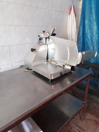 affettatrice per macelleria