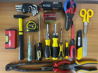 Set Utensili da Lavoro cacciaviti pinze forbici