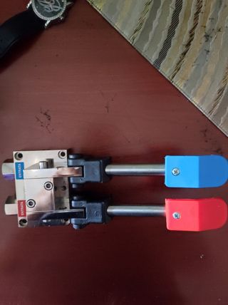 Miscelatore per lavello industriale