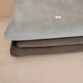 Alcantara per tappezzeria