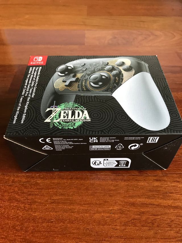NINTENDO SWITCH PRO controle remoto Ed. ZELDA TOTK em segunda mão durante 1 EUR em Madrid na ...