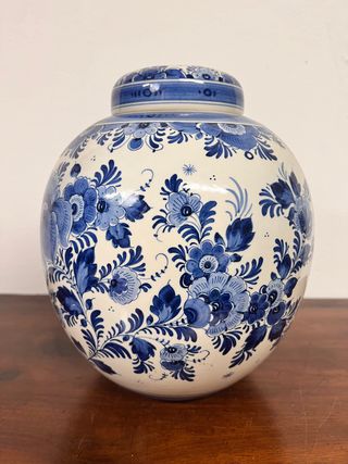 Vaso / Potiche in ceramica di Delft dipinto a mano