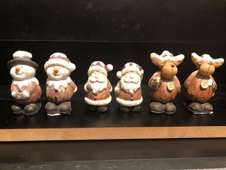 6 statuine in terracotta a tema natalizio