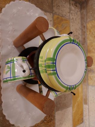 Set di tazzine e piattini