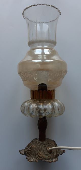 Lume retro' in vetro e ottone