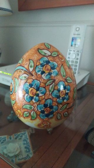 uovo in ceramica di Caltagirone