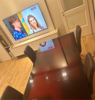 Tavolo in vetro+4 sedie