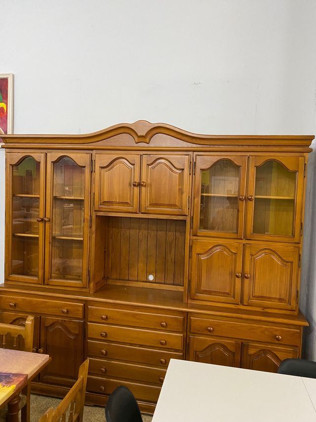 Mueble grande de salón comedor de pino de segunda mano por 300 EUR en ...