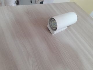 plaffoniera da parete bianca a faretti