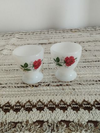 2 porta uovo in arcopal