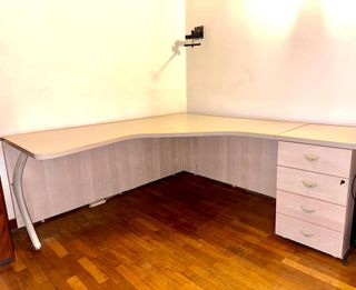 Scrivania ad angolo LAS con cassettiera