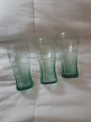 3 bicchieri verdi Coca cola