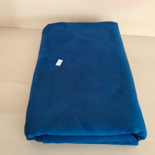 Alcantara blu elettrico