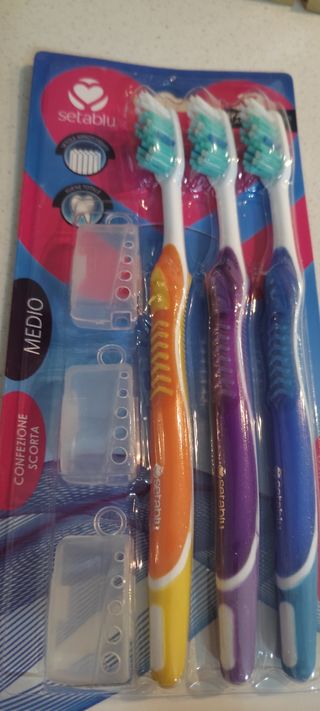 set 3 SPAZZOLINI 1.50