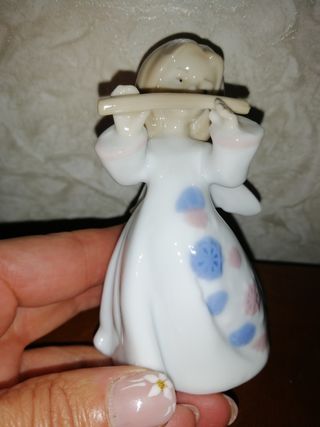 statuina porcellana lucida stile classico