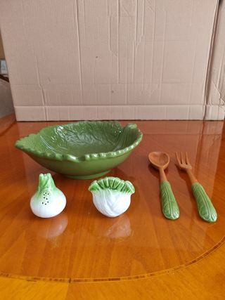 insalatiera a forma di foglia