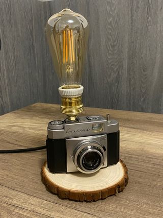 Macchina fotografica lampada