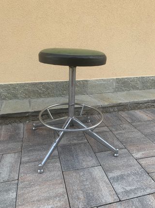 Sgabello imbottito di modernariato