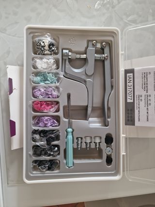 set bottoni a pressione