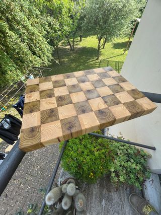 Tagliere battilarda in legno massello a scacchi