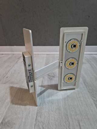 LAMPADA DA PARETE ME.LATTACCO DI OCEANO OLTRELUCE