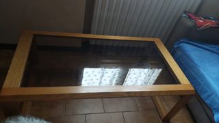 Tavolino da salotto in vetro e legno