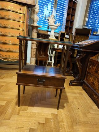 Tavolino porta riviste