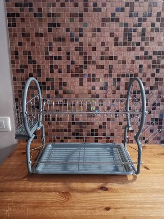 Scolapiatti acciaio con gocciolatoio