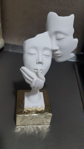 statuina scultura design moderno