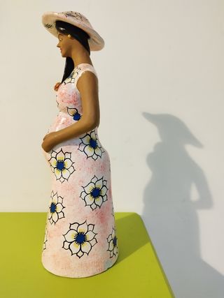 Donna incinta Art Ceramica Cristiano Vitalino